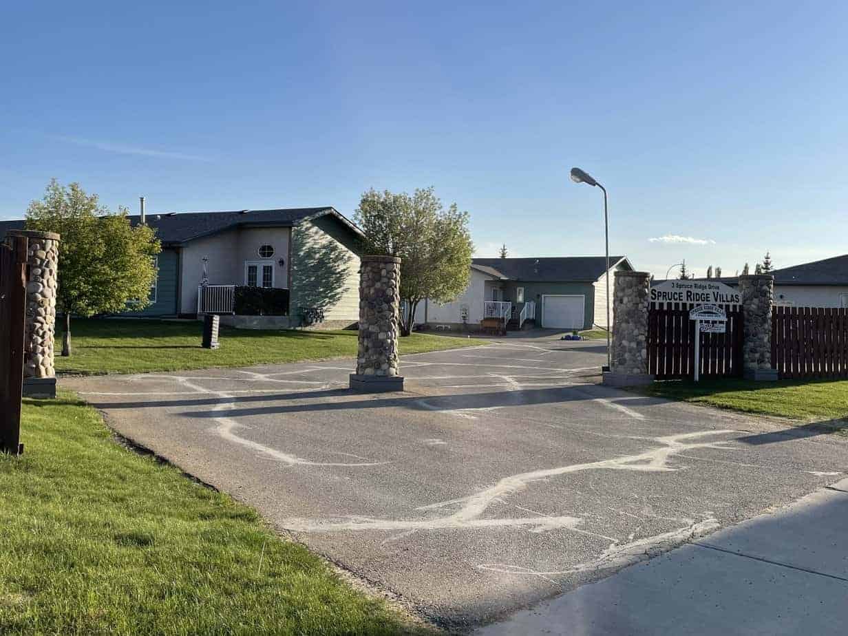 Spruce Ridge Villas · 45+ adult bungalows in Spruce Grove